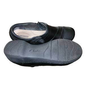 Clarks | Shoes | Clarks Collection Soft Cushion Black Clogs With Zip ...